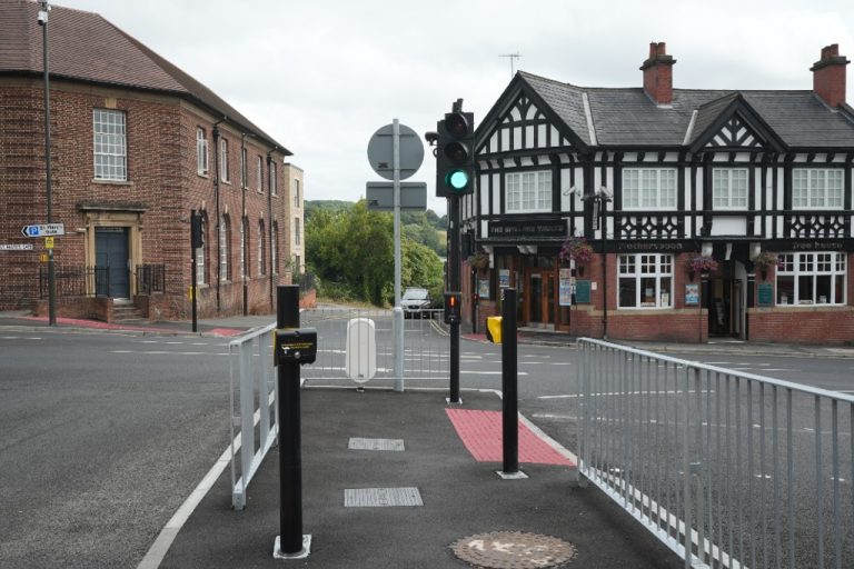 Traffic Signals – Crown Highways